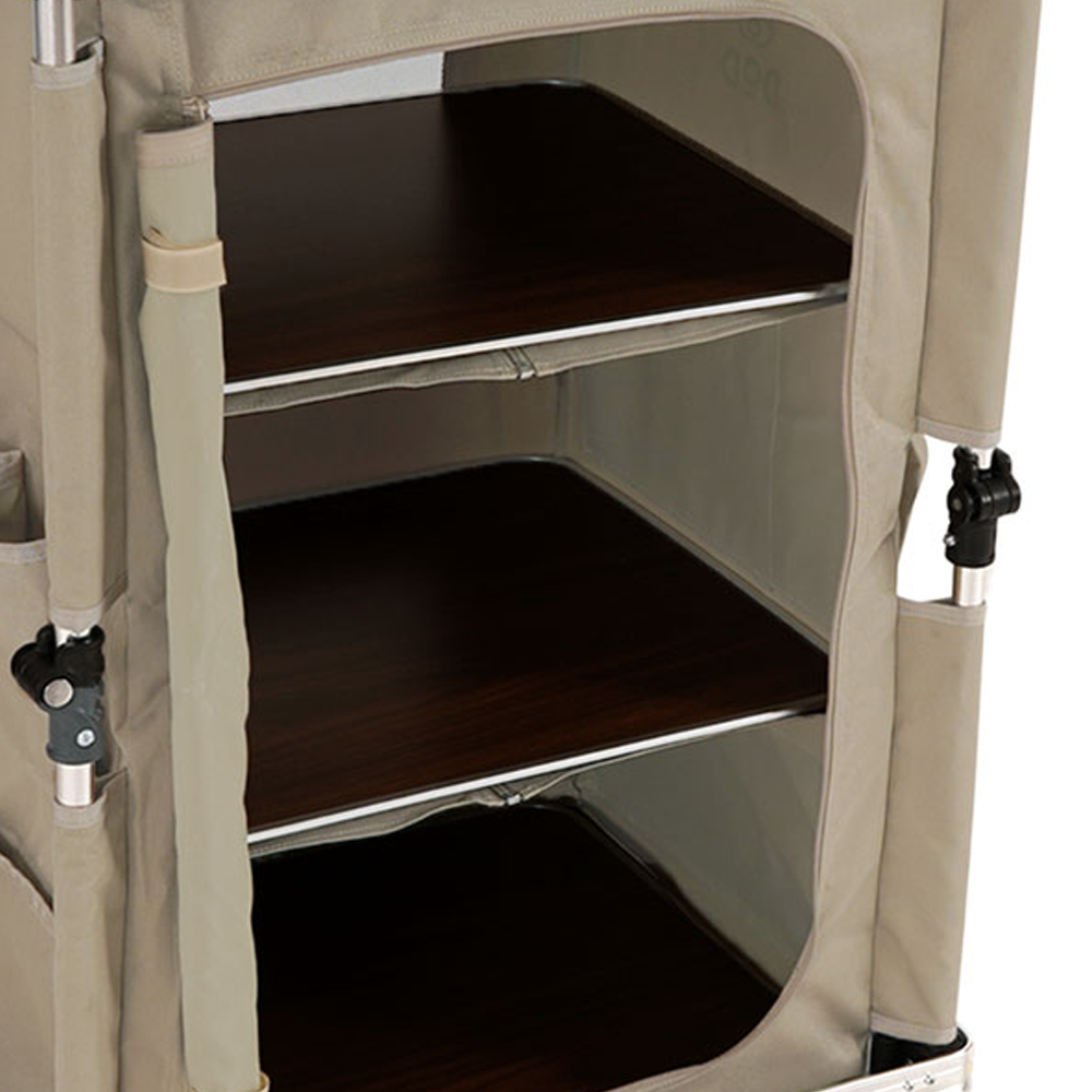 Table – Montanic Adventure Store